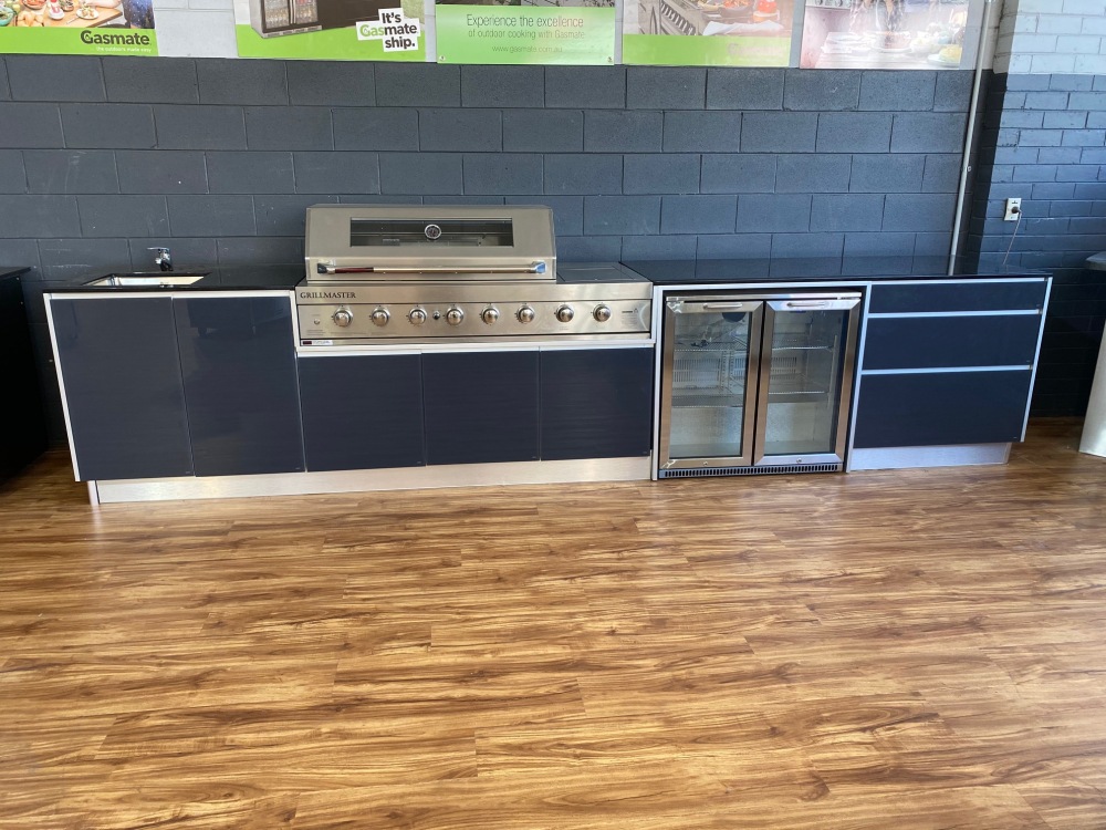 Outdoor Kitchens - BBQs R Us